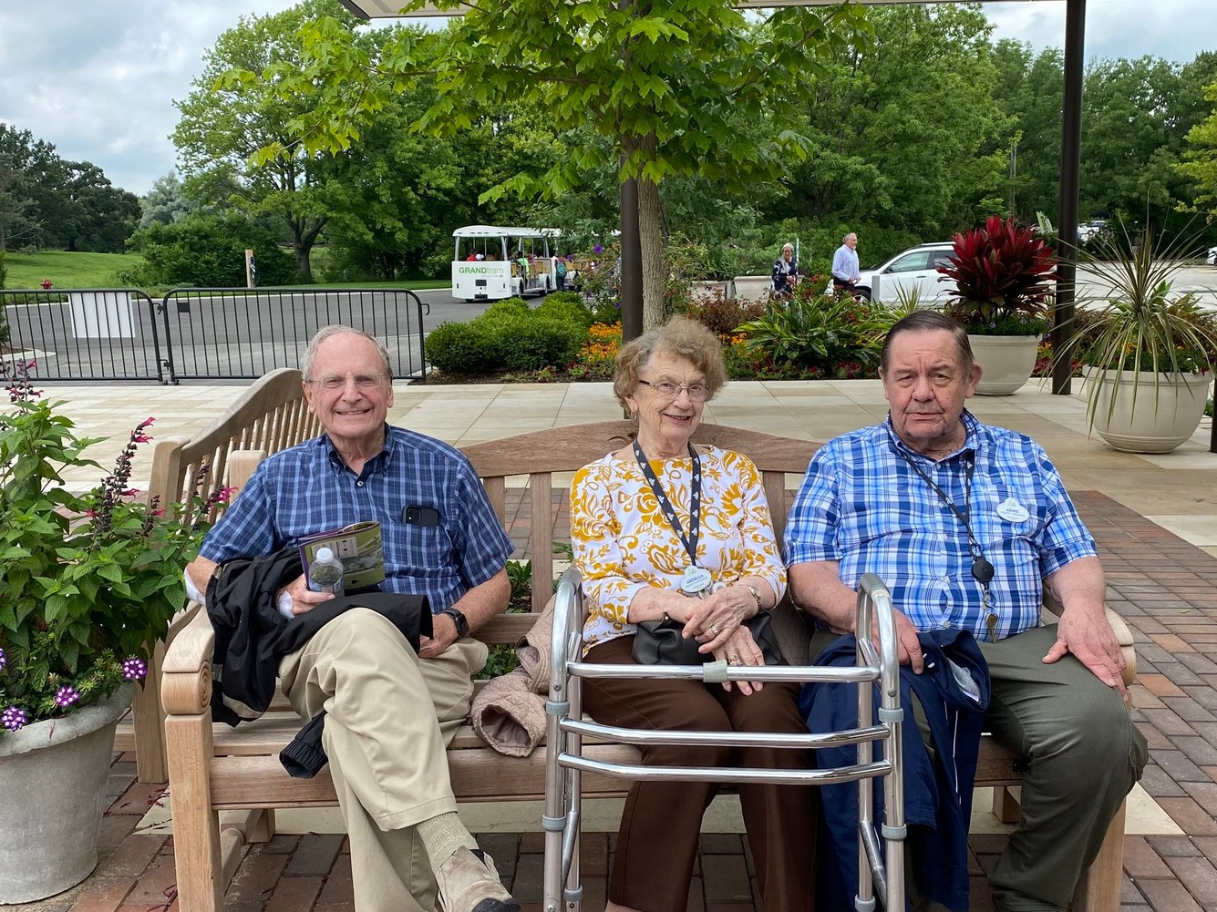 Independent Living, Assisted Living,Dementia Care in Park Ridge ...