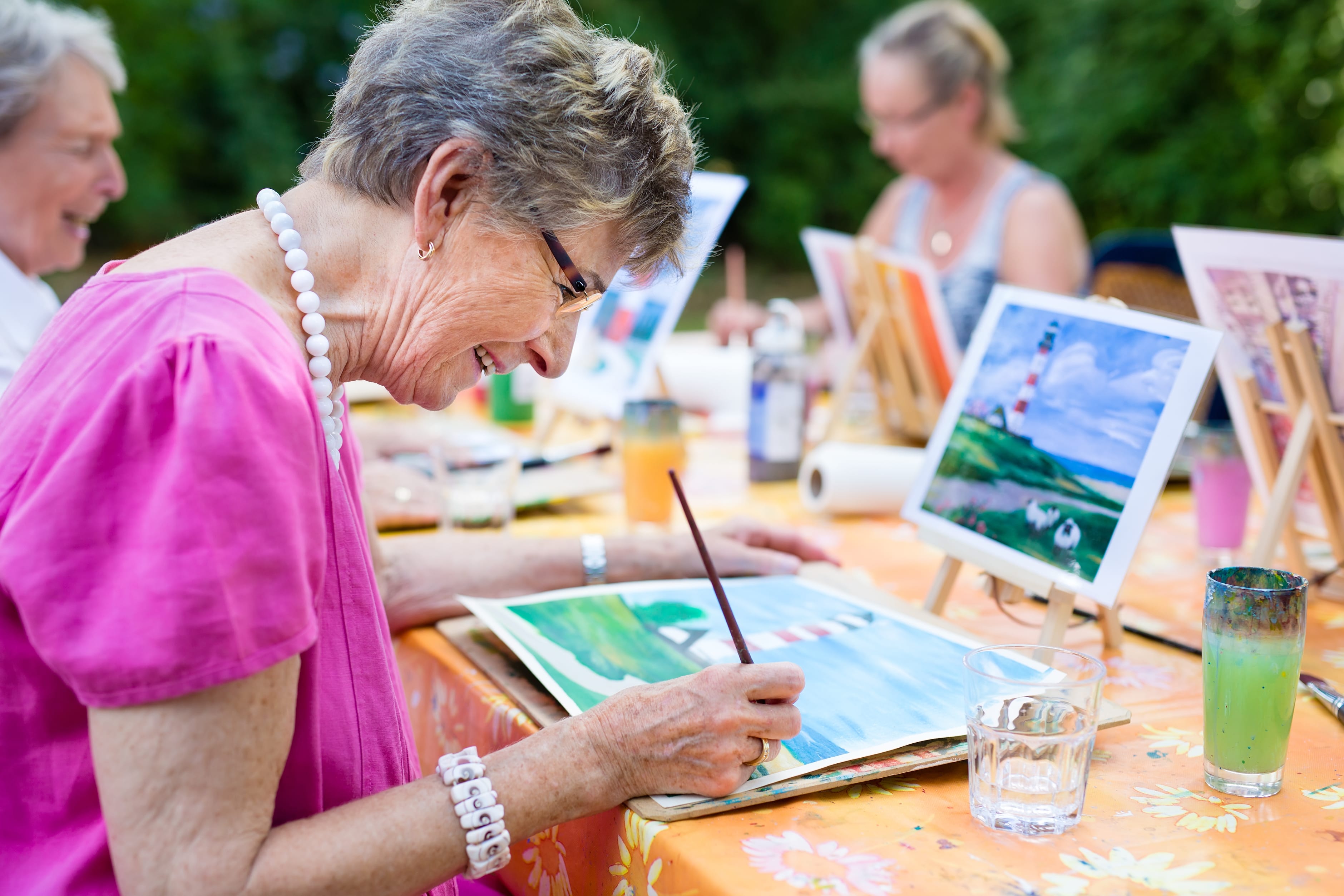 7 Memory Care Activities to Engage Persons with Dementia