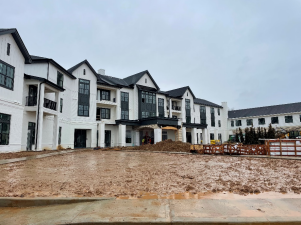 Independent Living, Assisted Living, Memory Care in East Memphis, TN