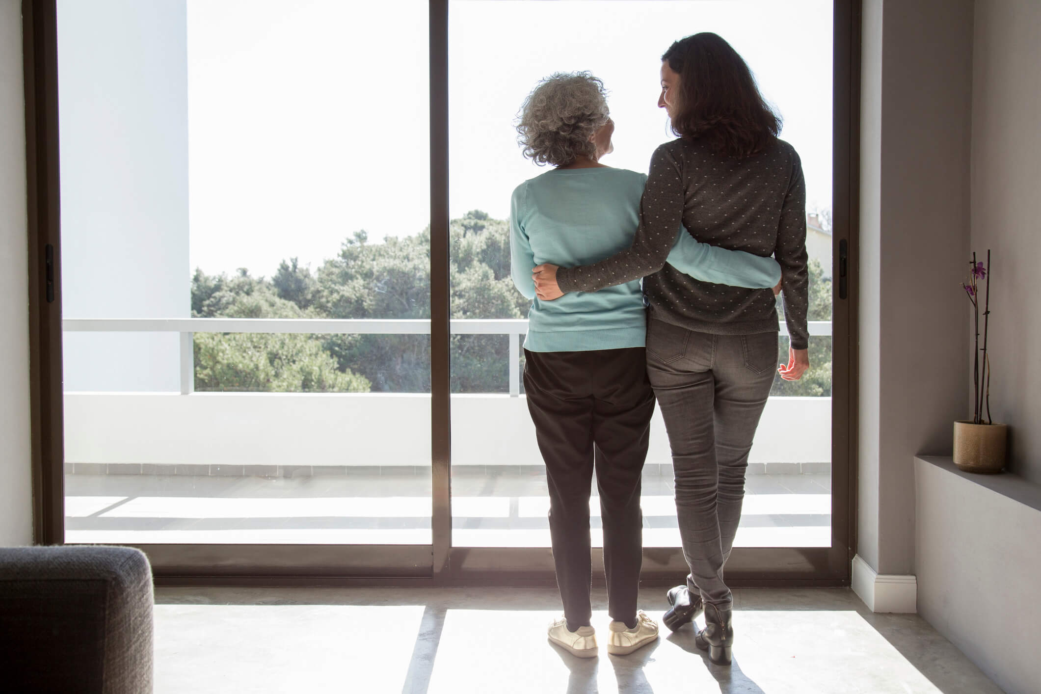 Normal Aging vs. Dementia: 5 Differences To Understand